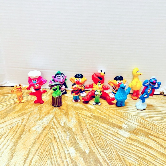 Sesame Street | Toys | Sesame Street Mini Figures Lot3 Mostly Vinyl ...